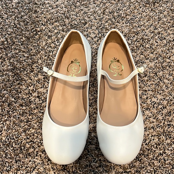 cc feet | Shoes | Cc Feet 2 Womens Flats Tiny Heel | Poshmark